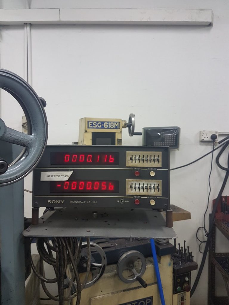 Okamoto surface grinding machine with Sony DRO (20171030) – Absolute ...