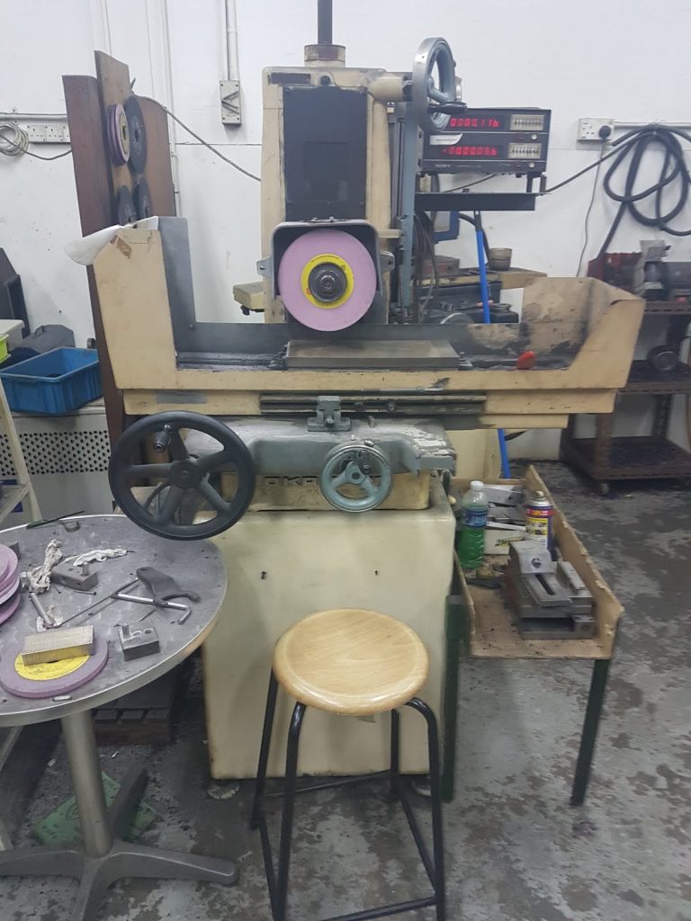 Okamoto surface grinding machine with Sony DRO (20171030) – Absolute ...